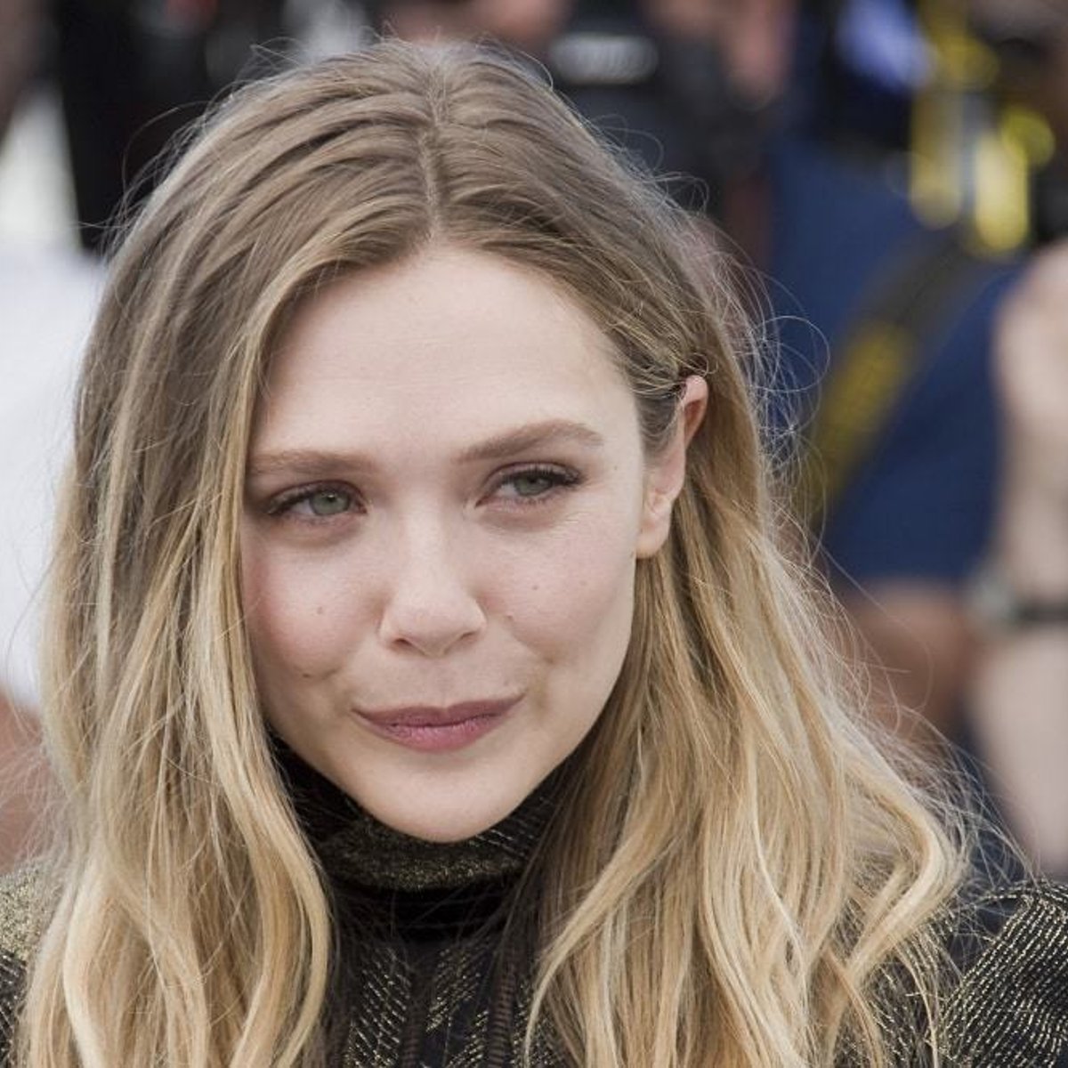 Elizabeth Olsen E Irmas Ashley Olsen Mary Kate Olsen Arrivals 2010