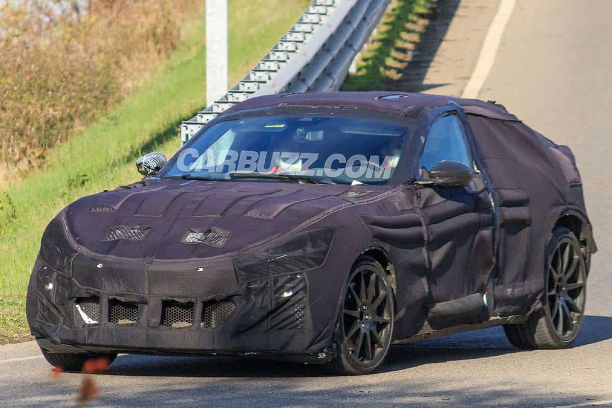 Purosangue, o primeiro SUV da Ferrari, é flagrado em testes, confira ...