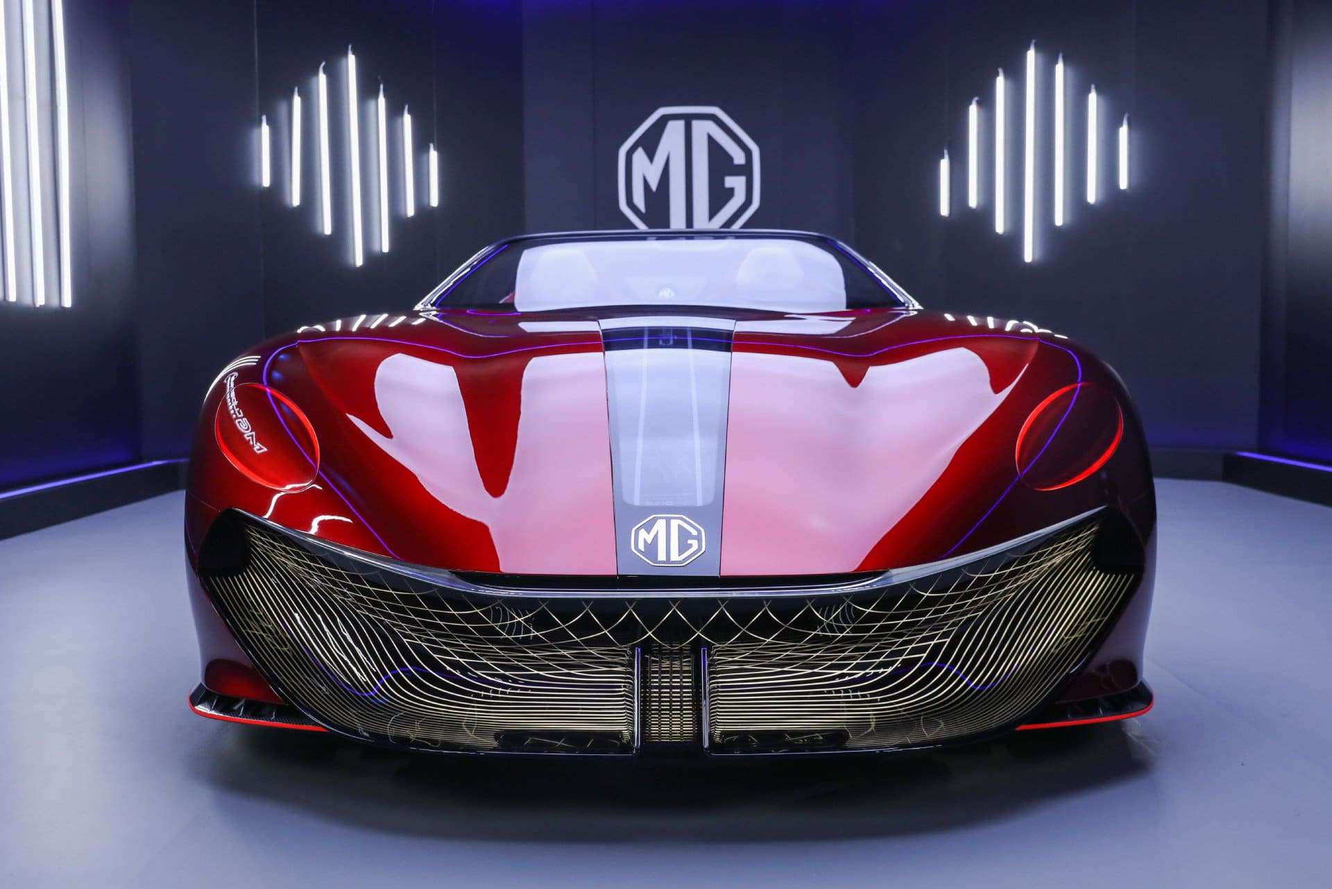 Fabricante clássica britânica de esportivos MG renasce com supercarro ...