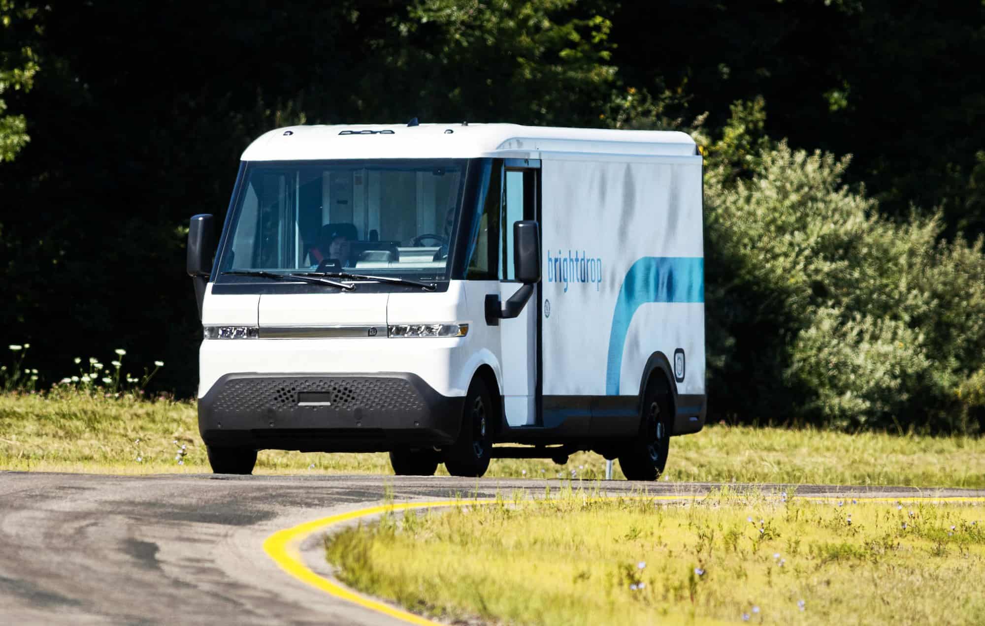 Dirigimos o BrightDrop EV 600: furgão elétrico da GM que leva até 1 tonelada - Olhar Digital