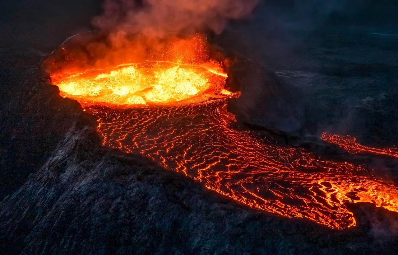 Lava vulcânica: o que é e quais os tipos? - Olhar Digital