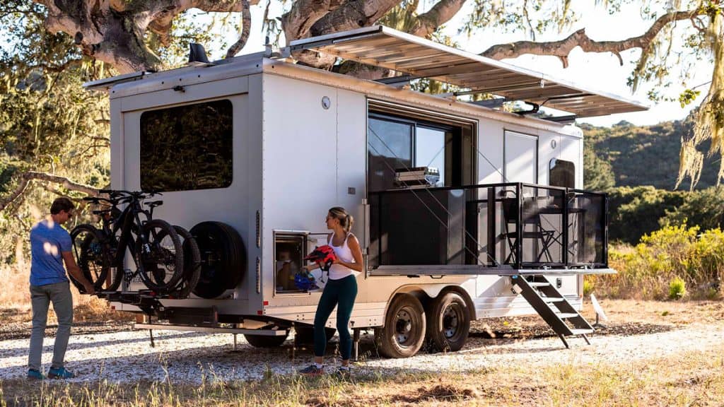 Trailer elétrico leva luxo para aventuras – e custa R$ 1,4 milhão