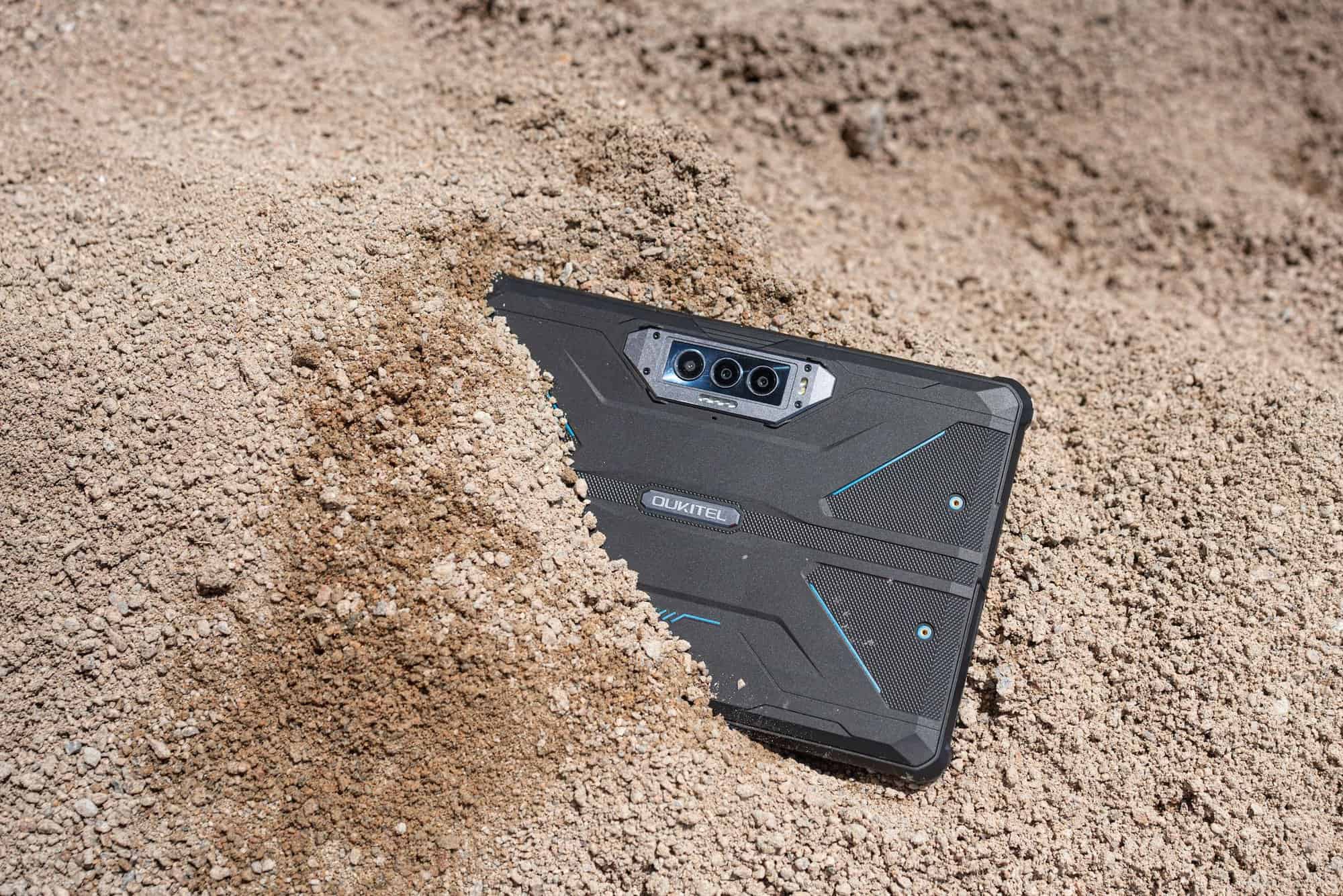RT7 Titan é tablet com bateria gigantesca, 5G e resistência militar ...