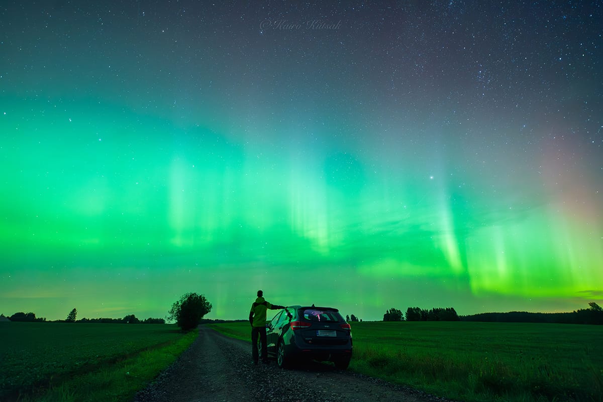 Aurora boreal laranja? Veja qual cor realmente você vê no fenômeno