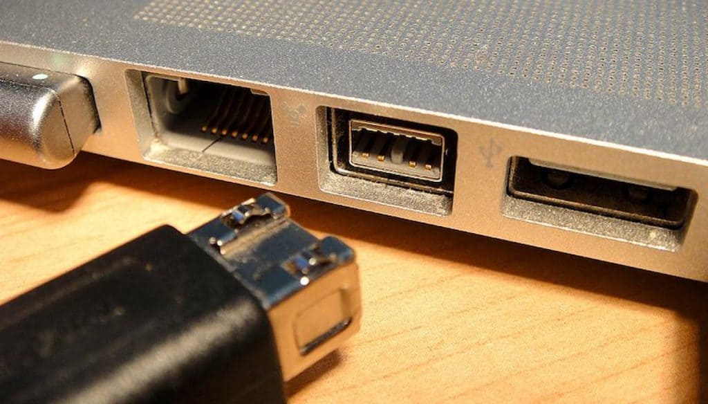 O que é e para que serve o FireWire?