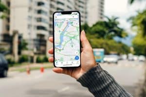 Como usar modo satélite no Google Maps [PC e celular]