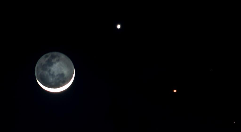 Lua quase tem encontro duplo com Vênus e Marte - Olhar Digital