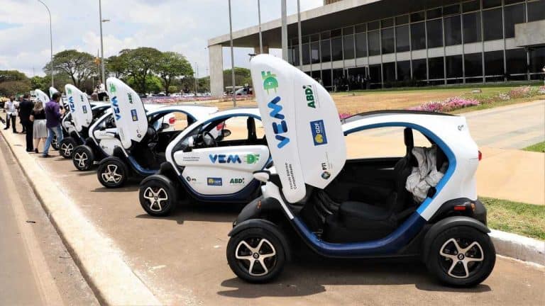 Veja a lista com os 10 menores carros do mundo
