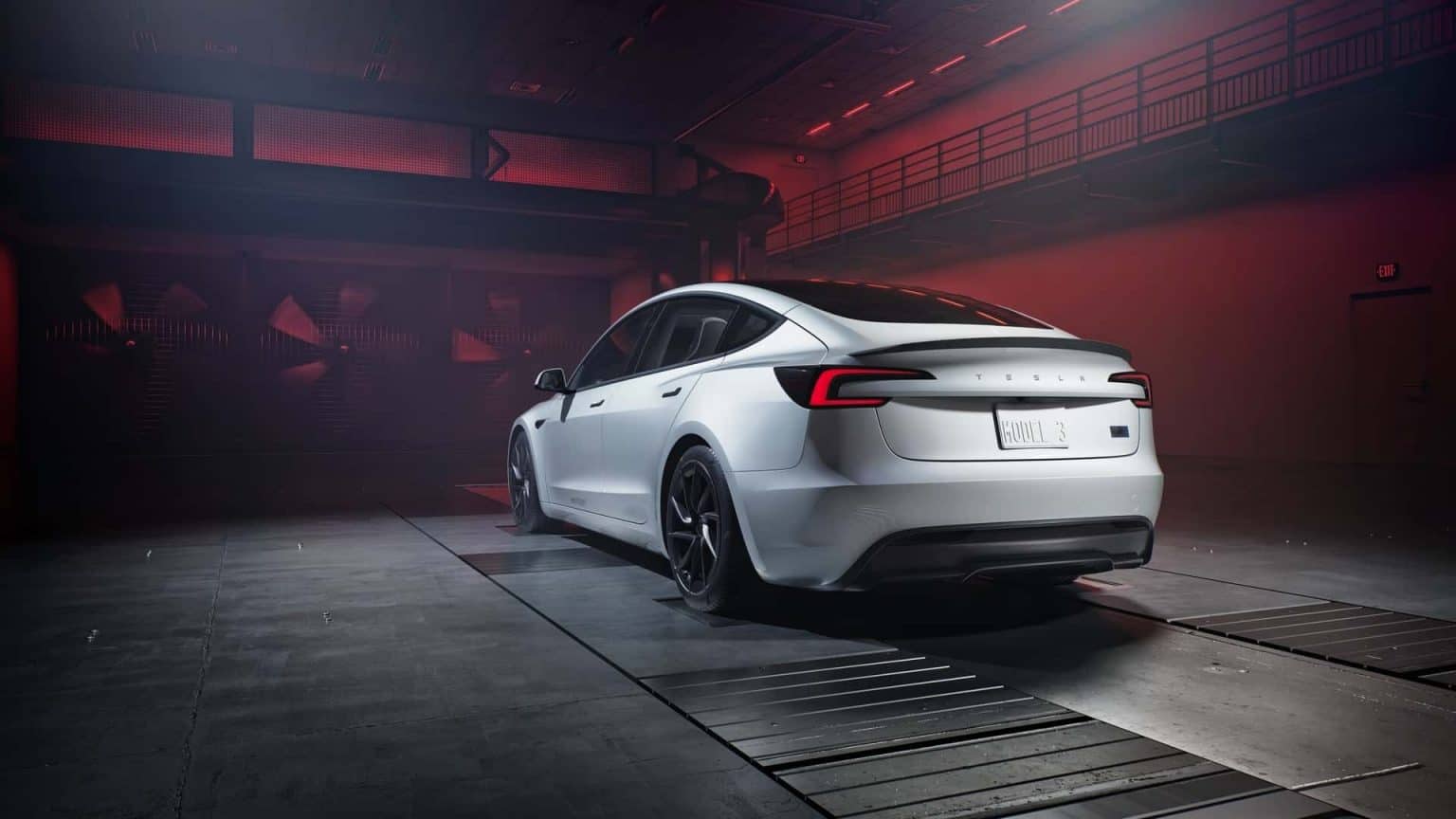 Novo Tesla Model 3 Performance 2024 é o mais potente já feito - Olhar ...