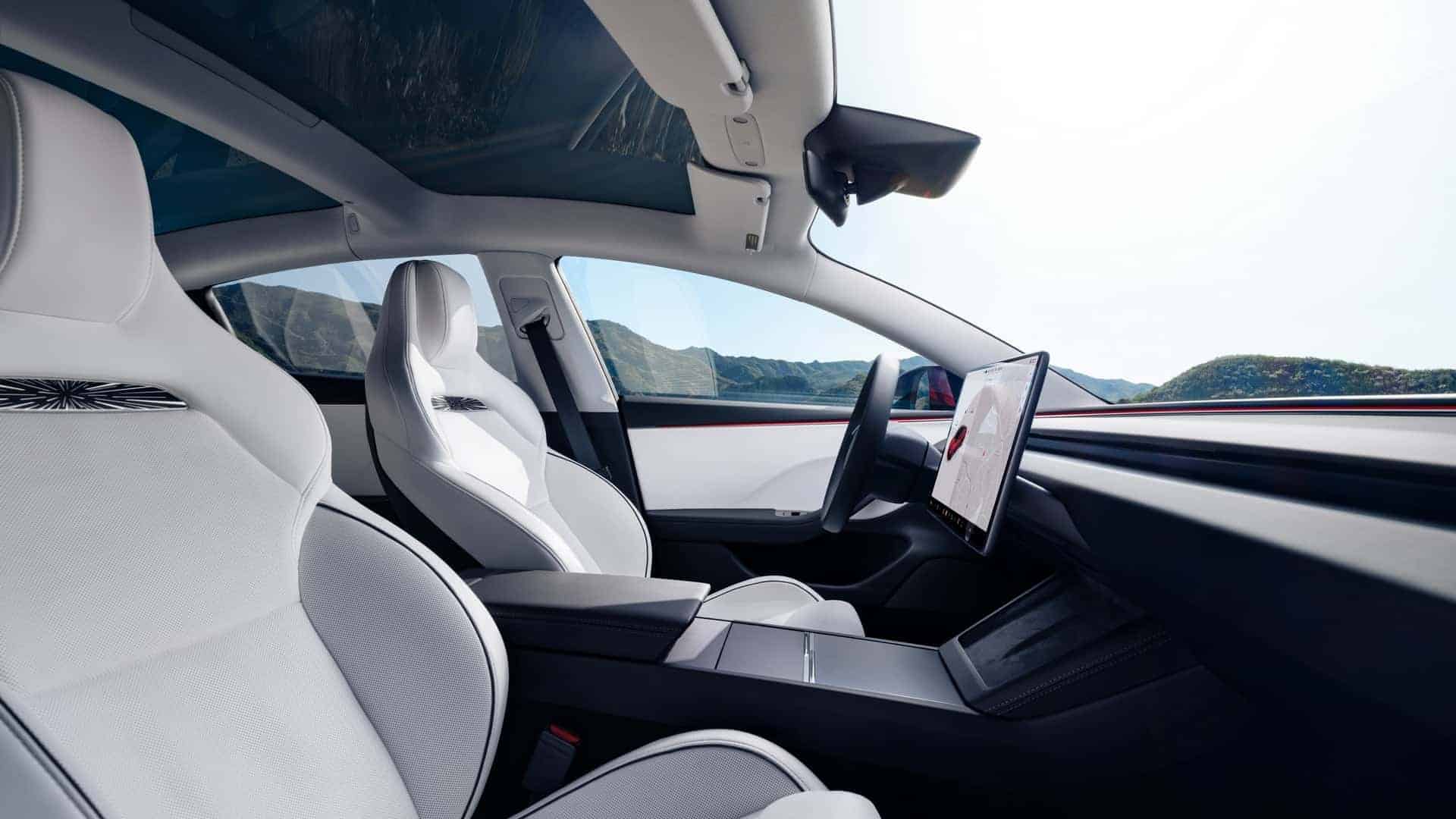 Novo Tesla Model 3 Performance 2024 é o mais potente já feito - Olhar ...