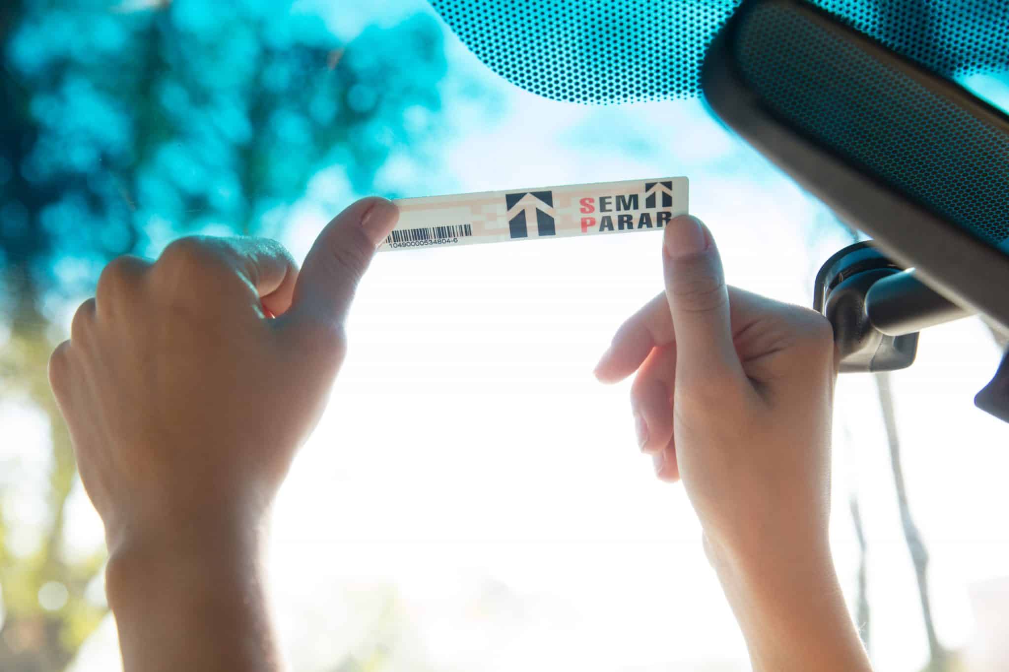 Sem Parar vale a pena? Comodidade vs custo adicional - Olhar Digital