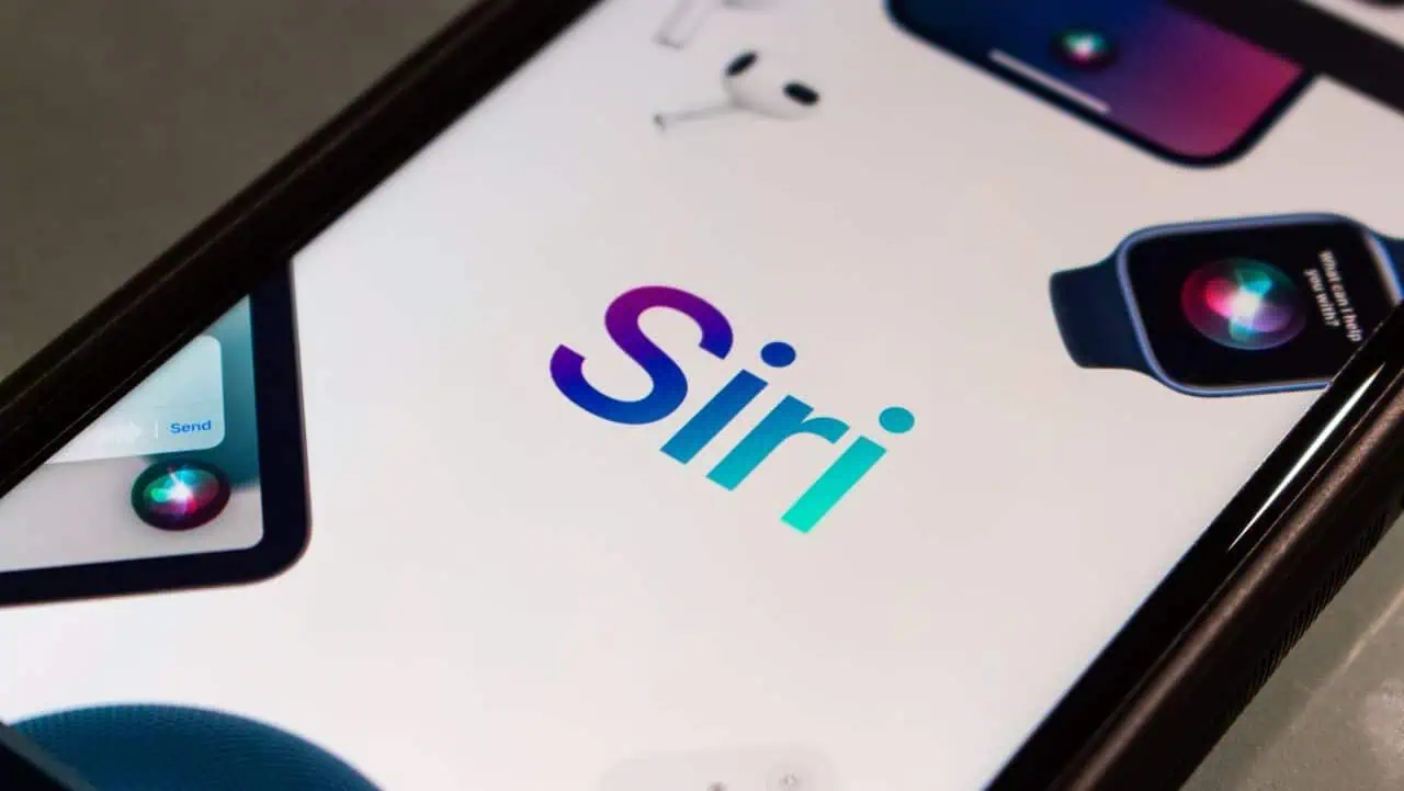 Siri 'turbinada' com IA deve ter mais controle sobre aplicativos