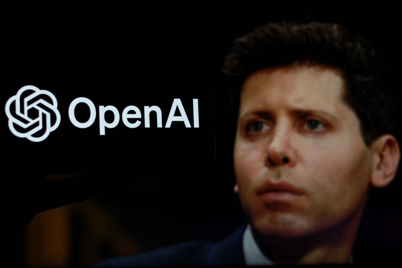 Sam Altman alerta: OpenAI estaria no "lado errado da história"
