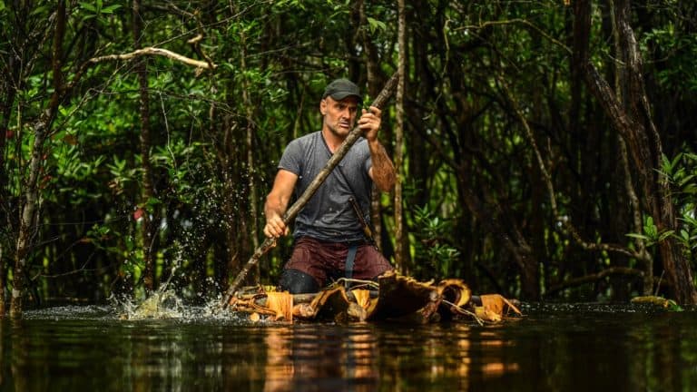 Onde assistir a todas as séries de sobrevivência de Ed Stafford