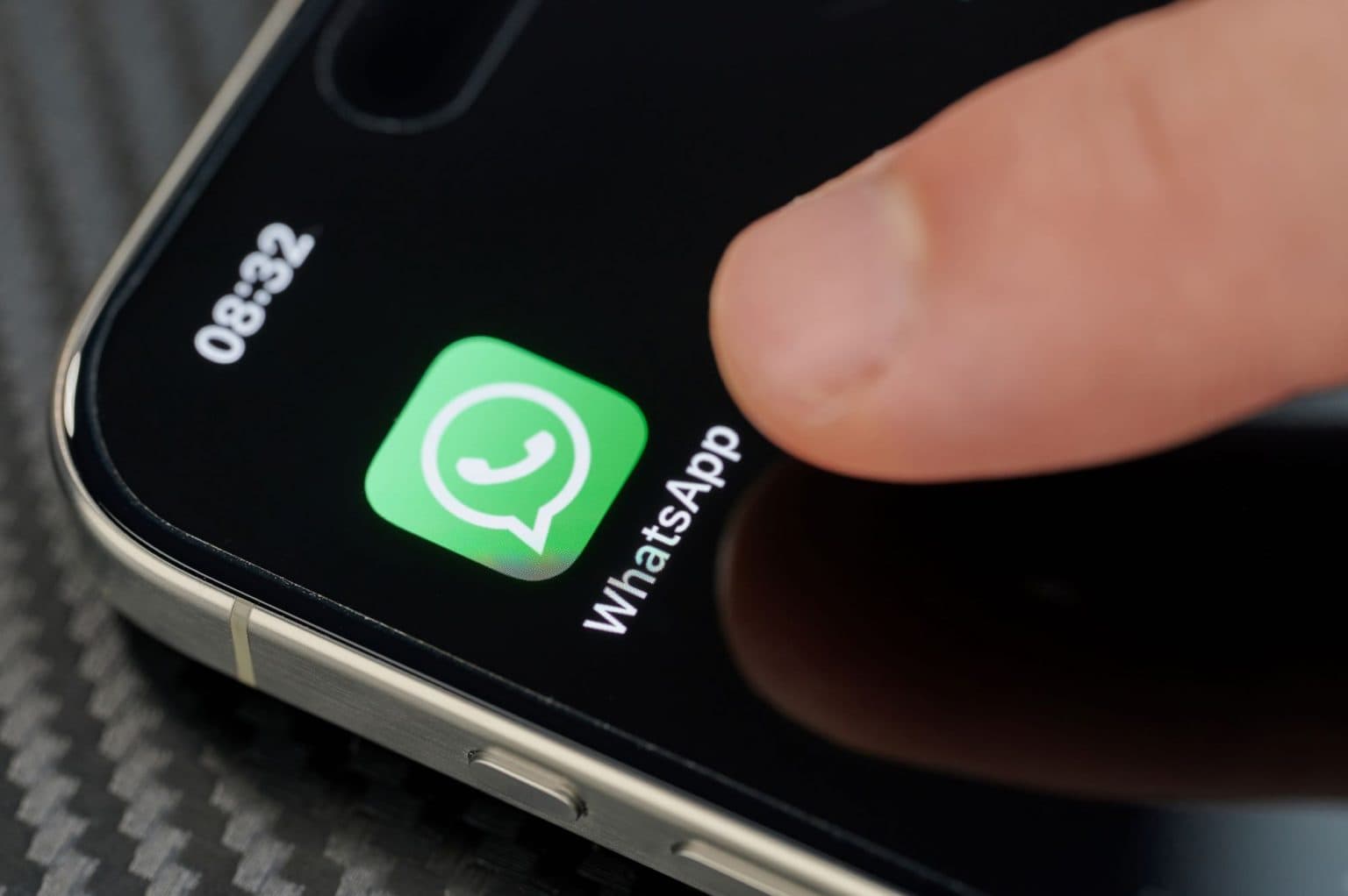 Como alterar quem pode ver seu status no WhatsApp