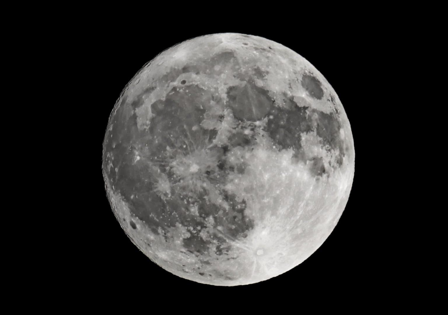 2024 vai terminar com uma 'Lua Negra' nos céus; entenda - Olhar Digital