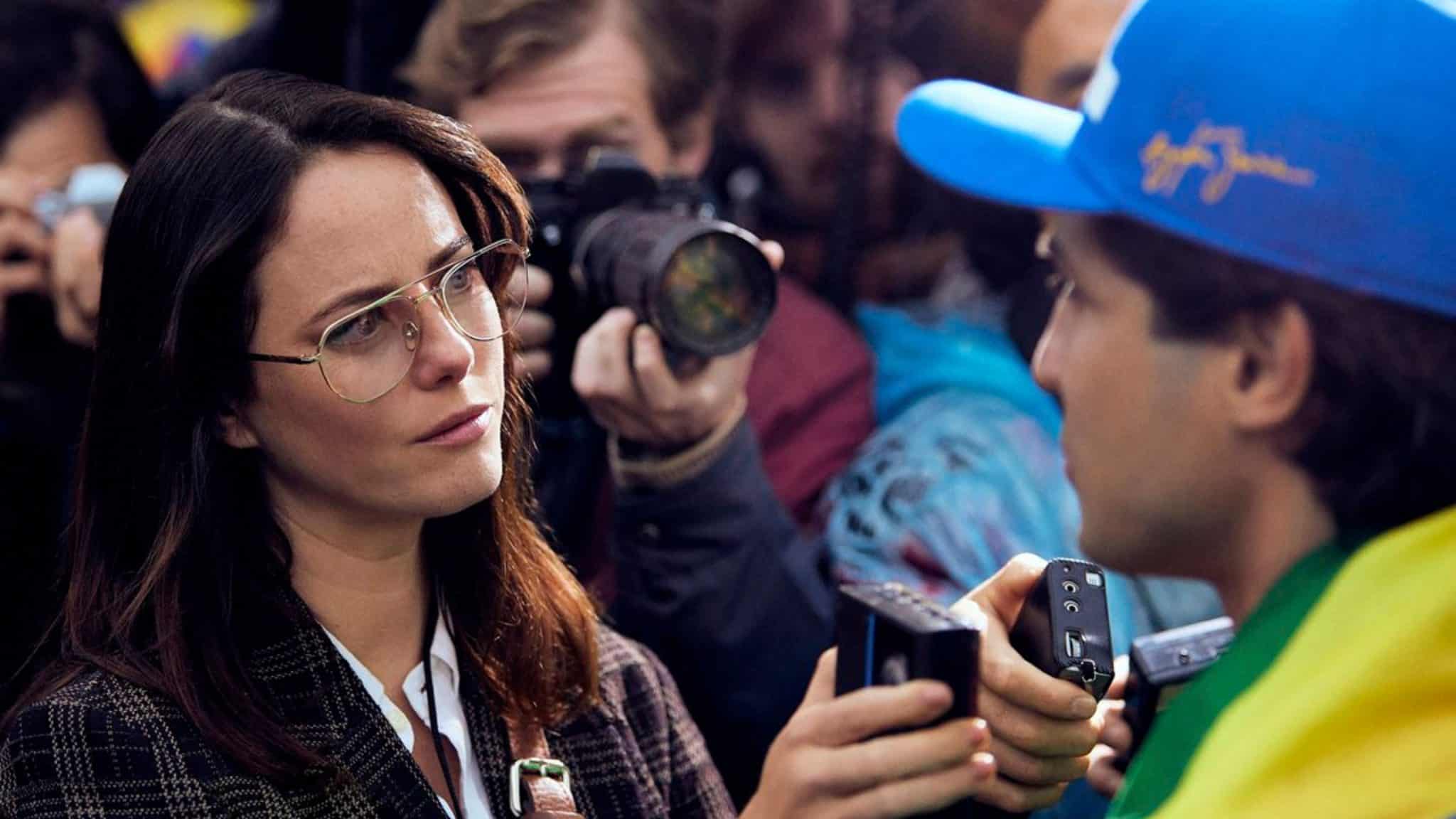 Quem é Kaya Scodelario, atriz que participa da série Senna?