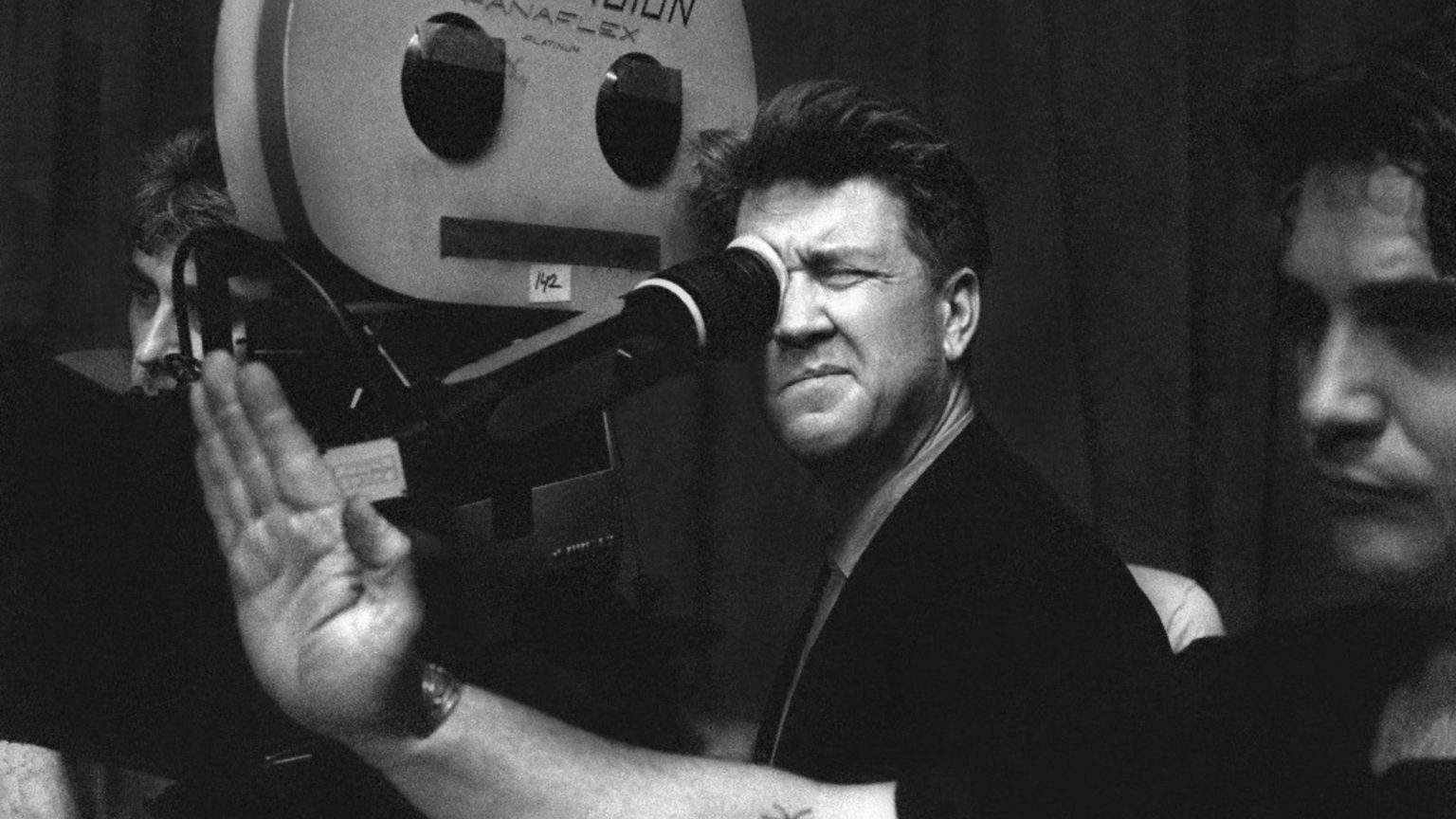 Conheça os filmes e séries dirigidos por David Lynch
