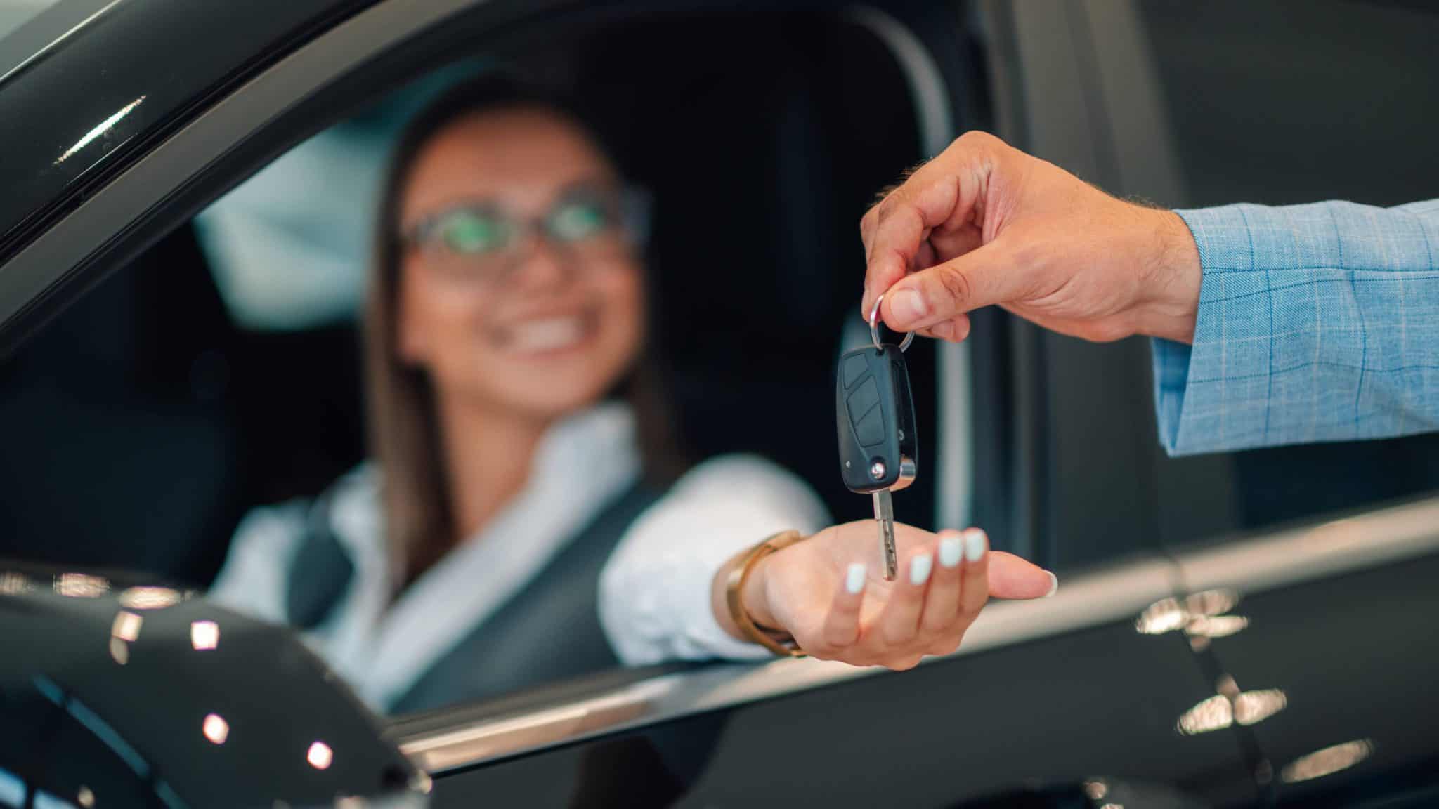 Quer comprar seu primeiro carro? Veja o que você deve considerar ao ...