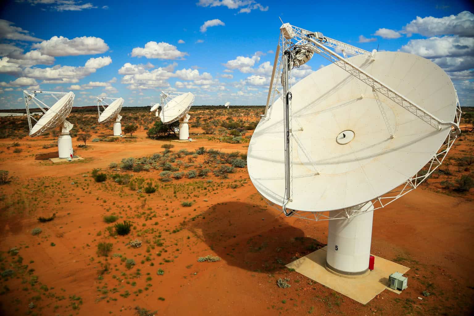 Radioastrônomos afirmam: contato alienígena é inevitável - Olhar Digital