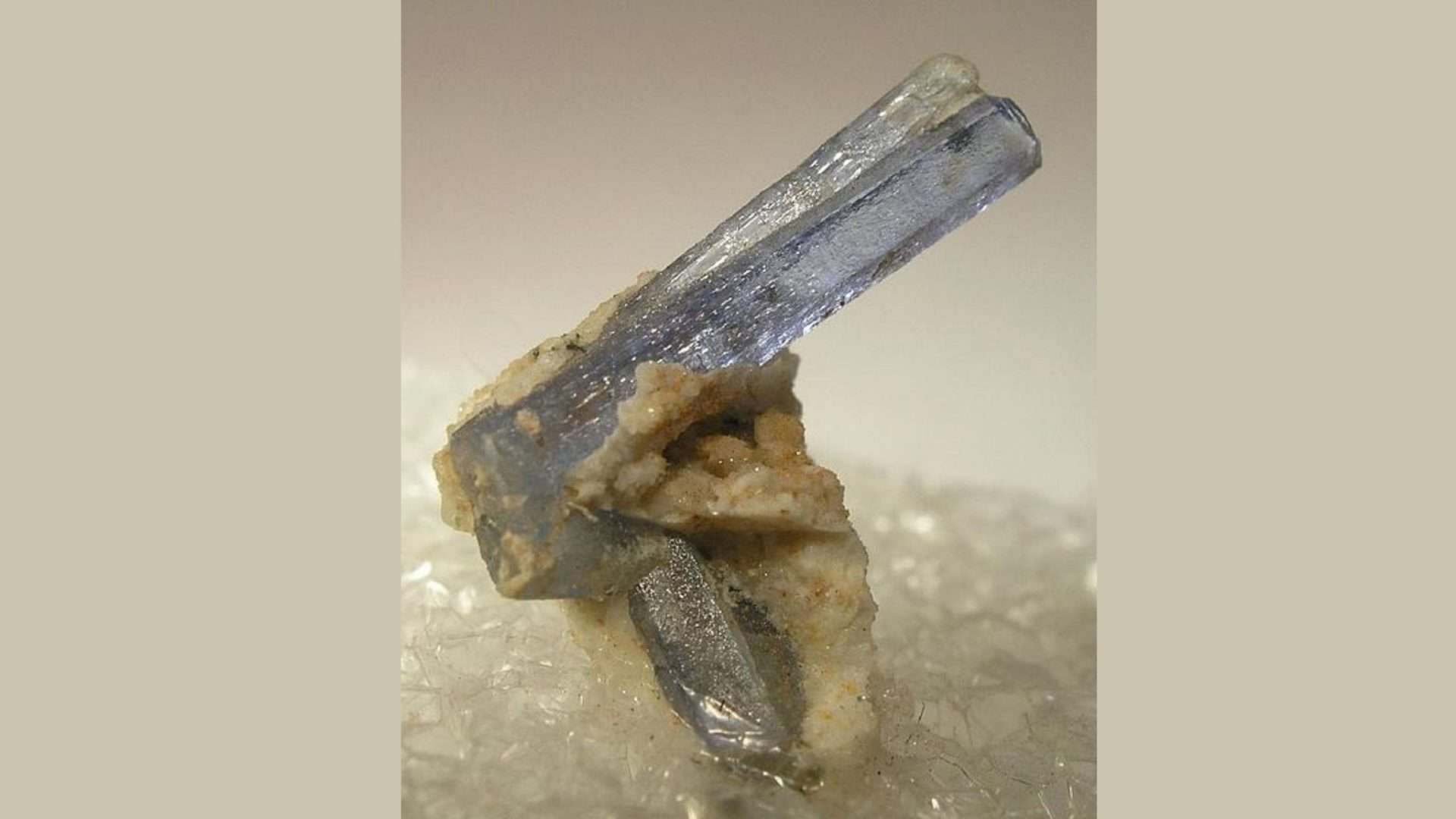 Você sabia? 5 minerais que são mais raros e valiosos que diamantes ...