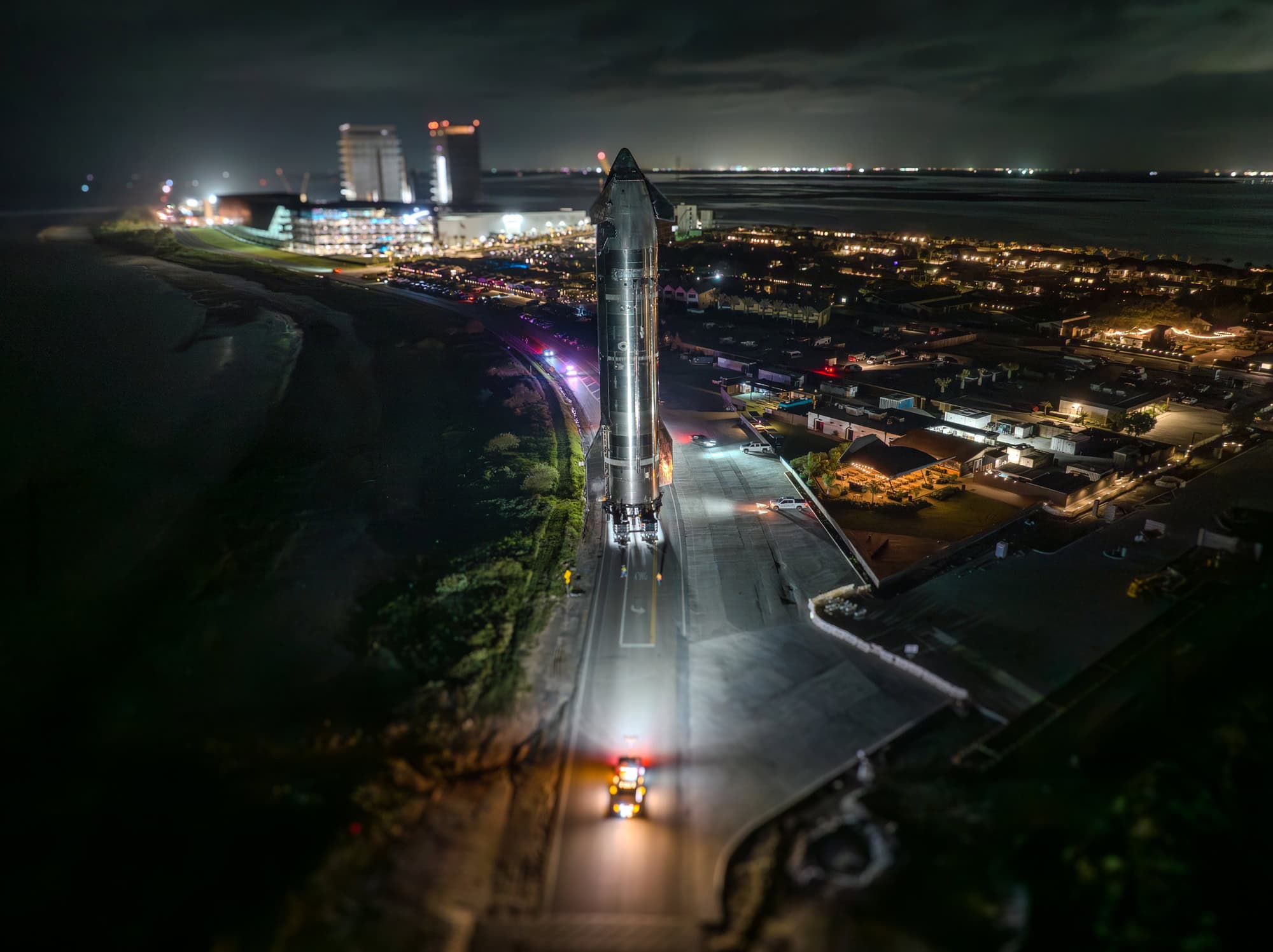 SpaceX leva nova Starship à base para testes antes do 11º voo