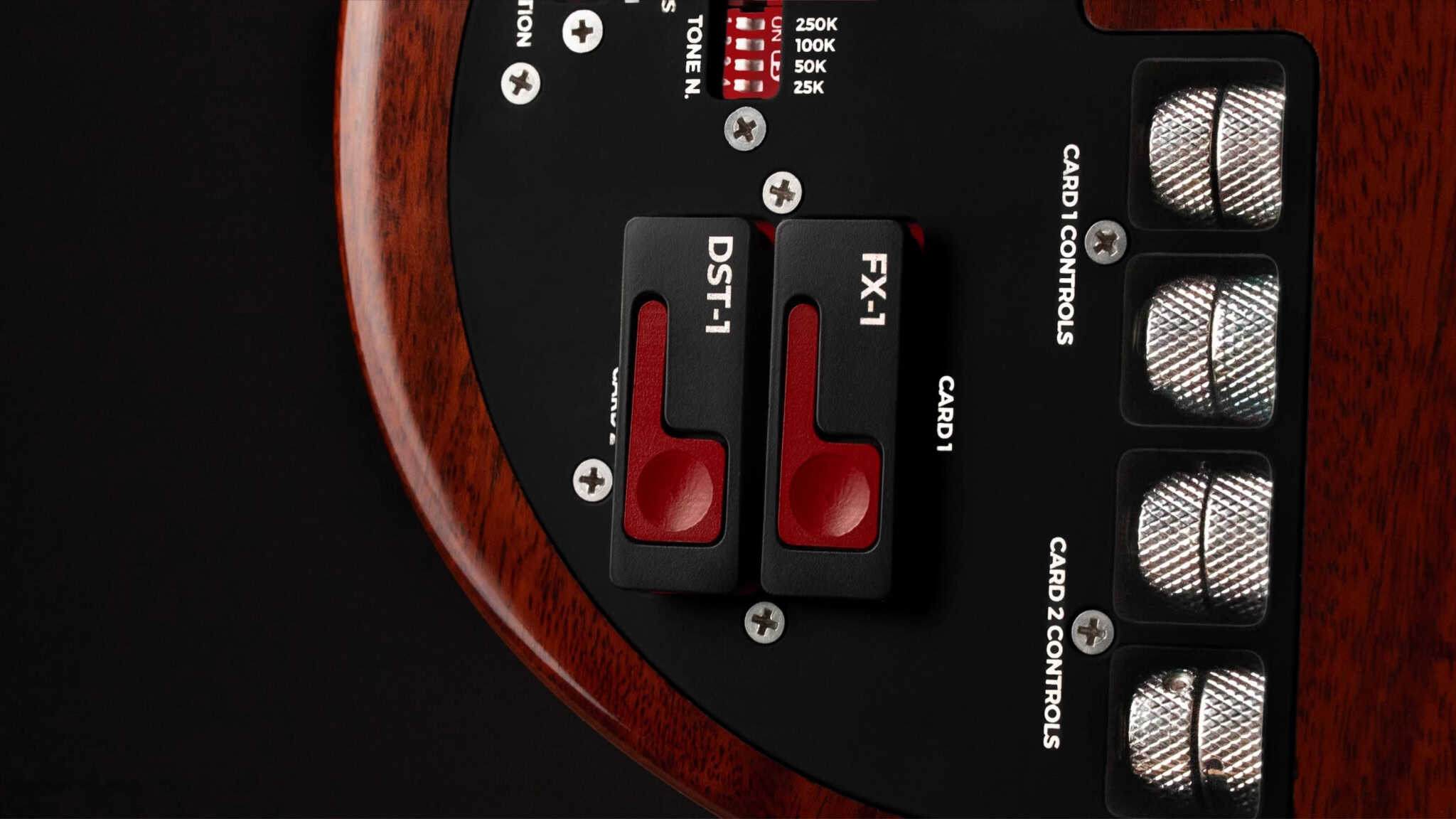 Empresa cria guitarra que permite trocar peças e efeitos em minutos