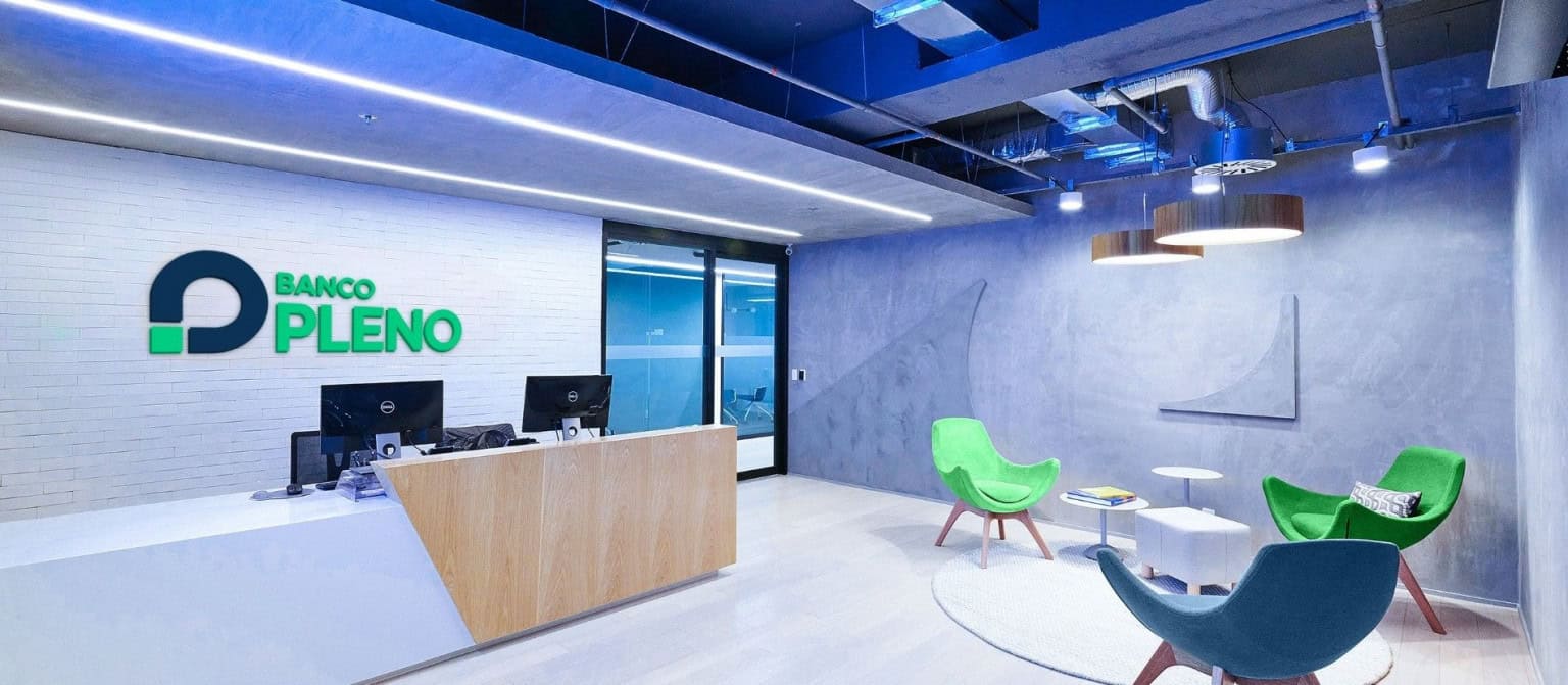 Quais bancos e fintechs faziam parte do ecossistema do Banco Master?